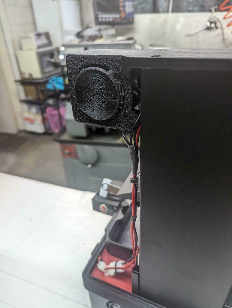 Free 3D file Elegoo Saturn 8K Heater, riser & USB connector and louver ...