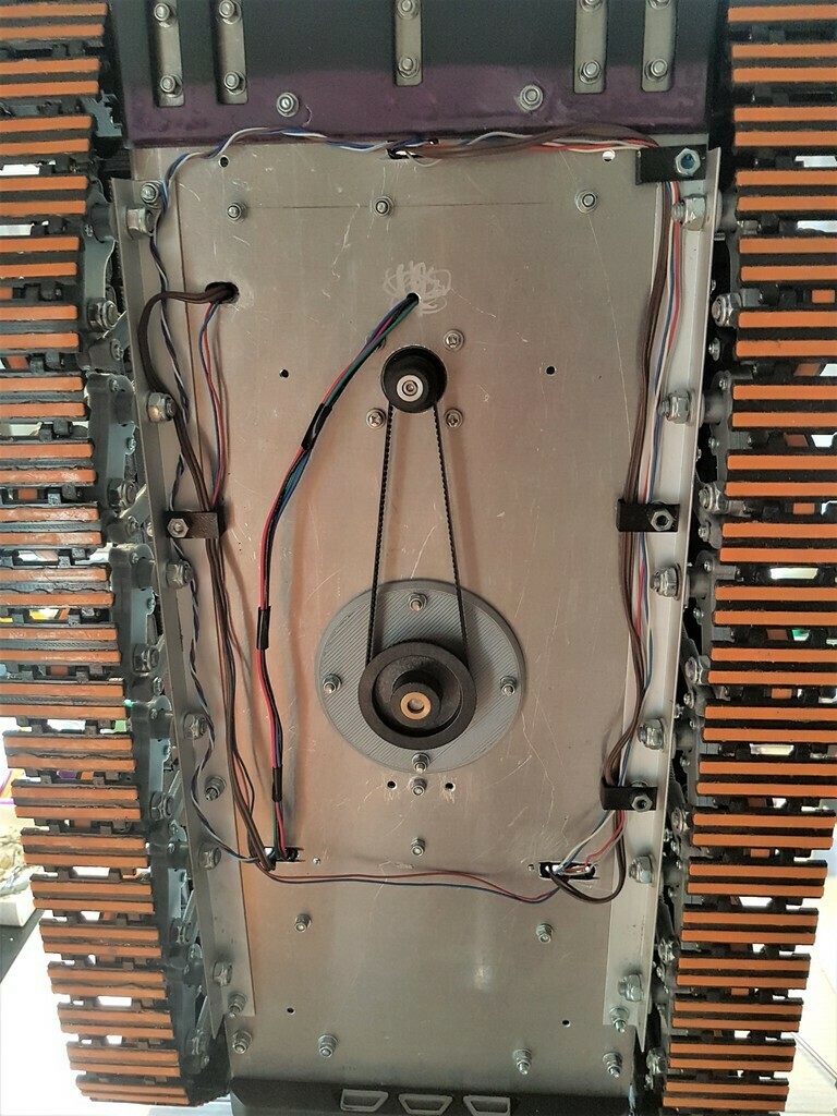 Free 3D file Tank RC. Front rear & cover track 🪖・Template to download ...