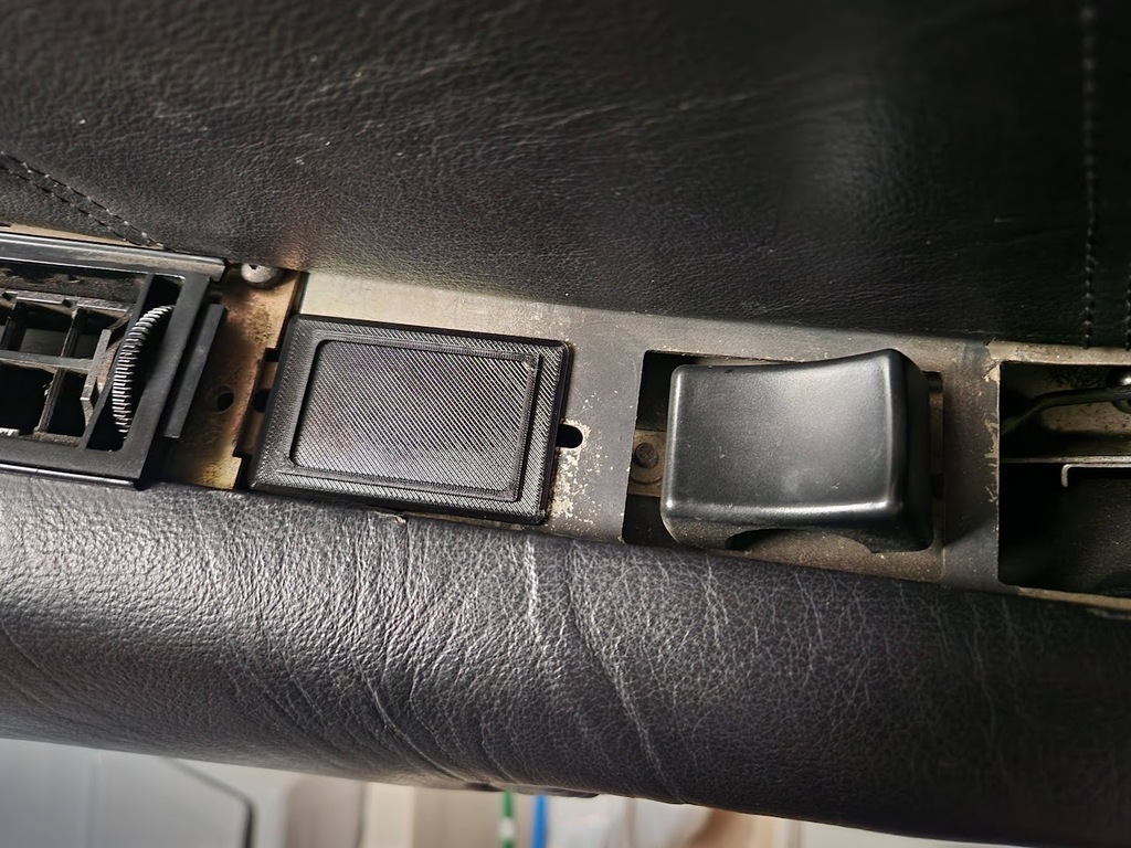 Free 3D file DeLorean Blanking Cap・3D printing template to download・Cults