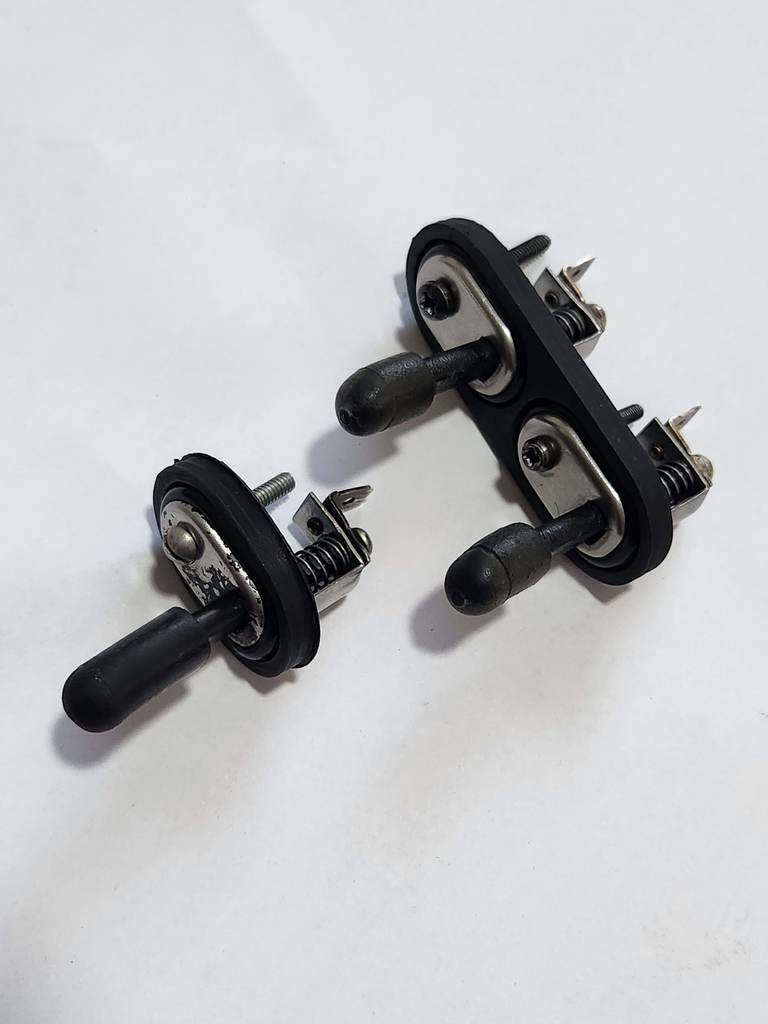 Free STL file DeLorean Door Switch Bracket・3D printing template to download・Cults