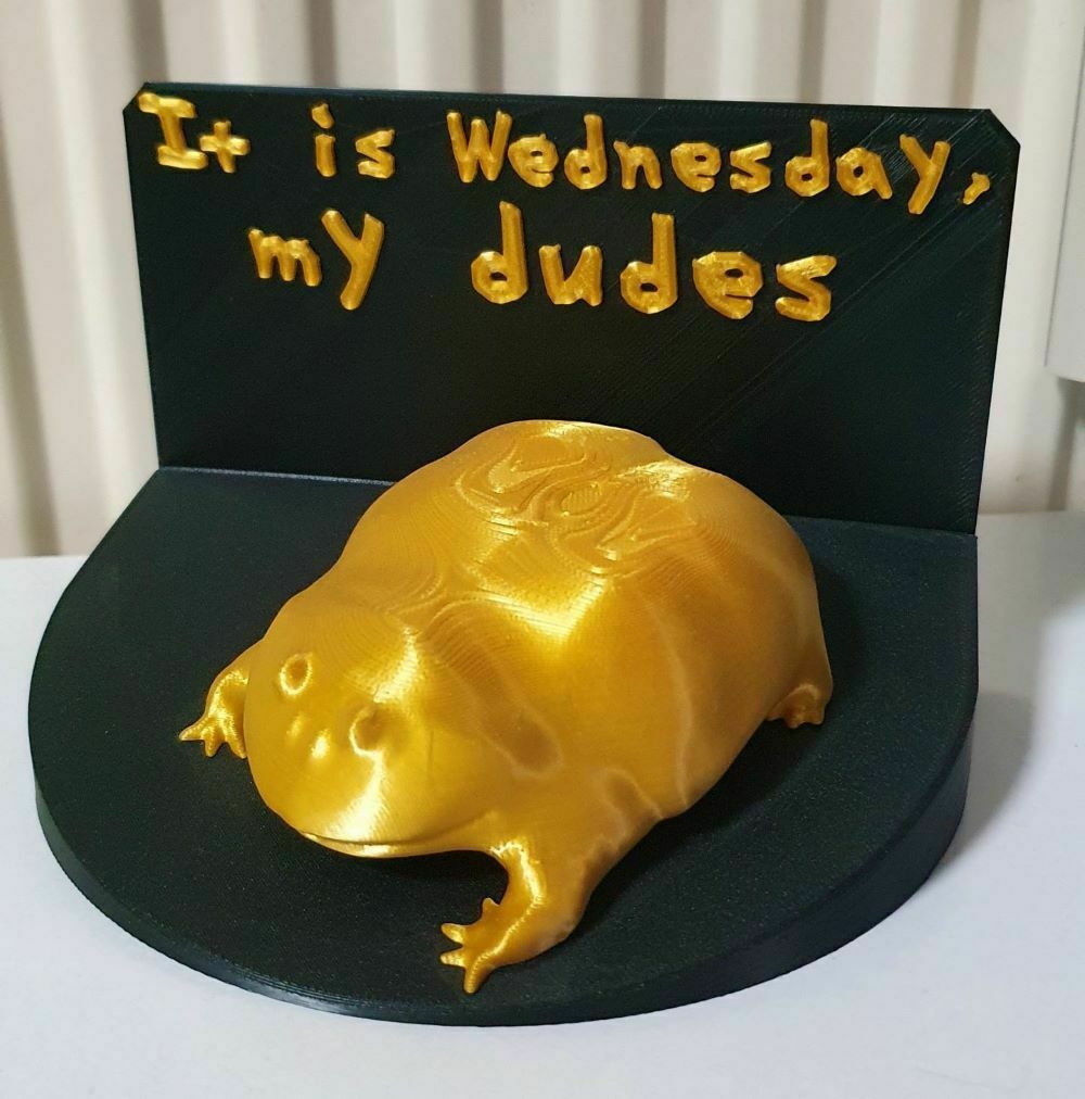 Free 3D file Wednesday Frog - Stand 🐸・3D printer design to download・Cults
