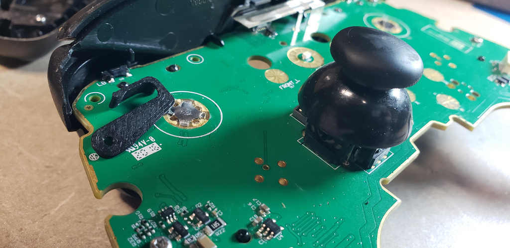 Free 3D file Steam Controller bumper repair part replacement fix ...