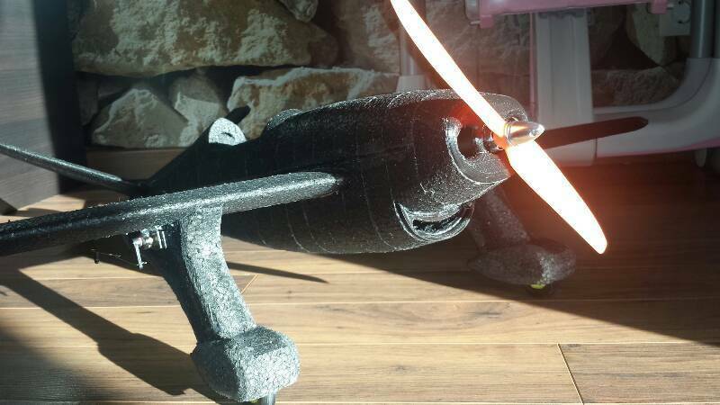 Free 3D file Cowling and air intake for modelplane (Caliber 22 V-tail ...