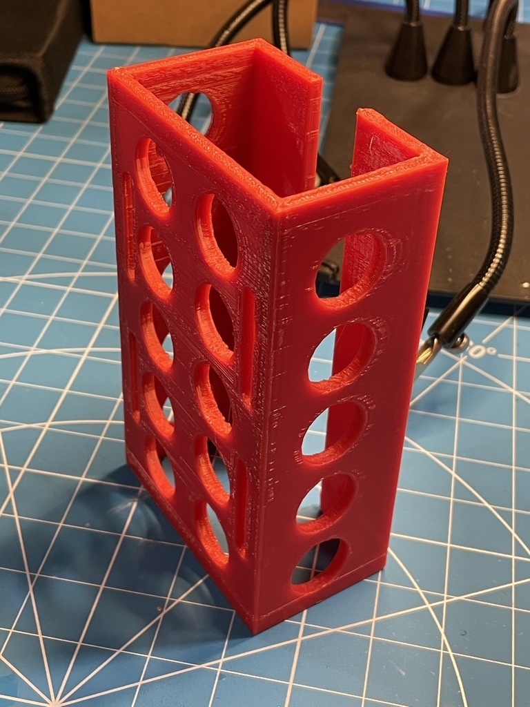 Free 3D file Hangar9 PowerPro HD Nitro Starter Lipo Tray・3D printer design to download・Cults