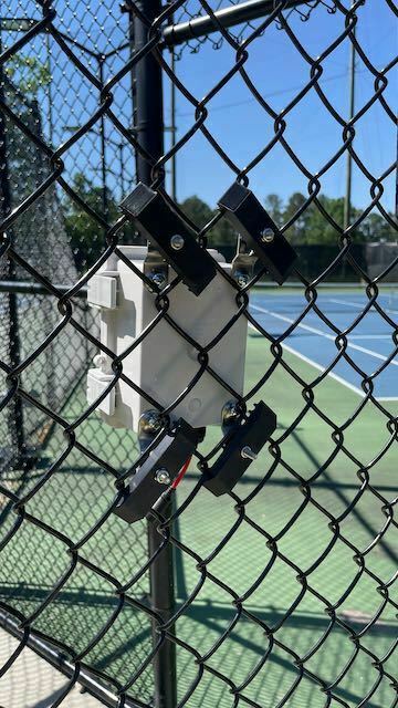 Free 3D file Chainlink Fence Mounting Bracket・3D printable design to ...