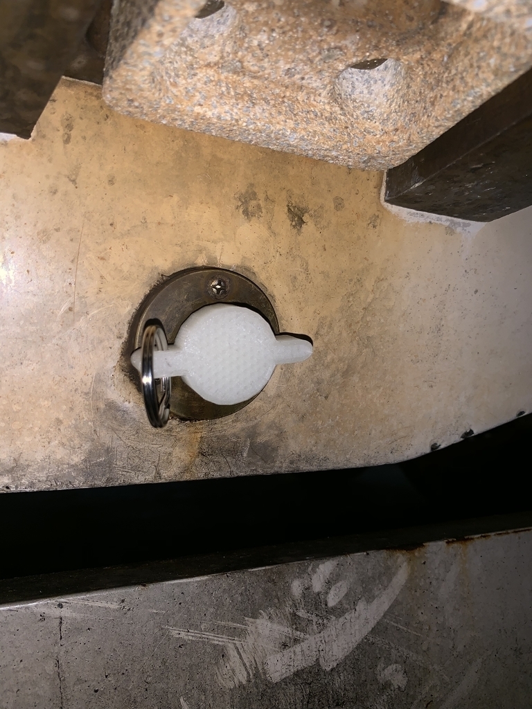 Free 3D file 1/2in NPT Quick Boat Plug Key Chain・3D print design to ...