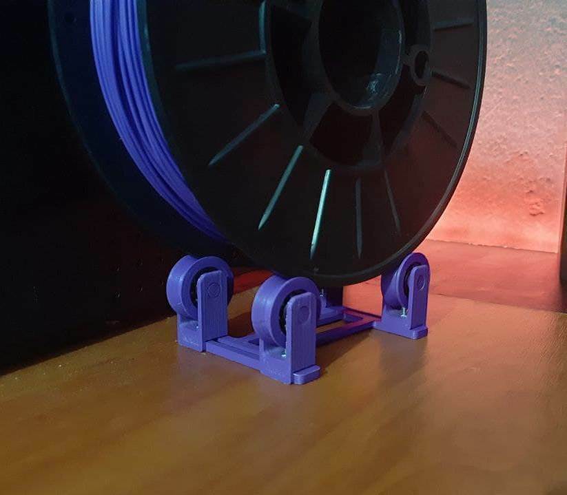 Free 3D file Reel Roller for filament 🪢・3D print object to download・Cults