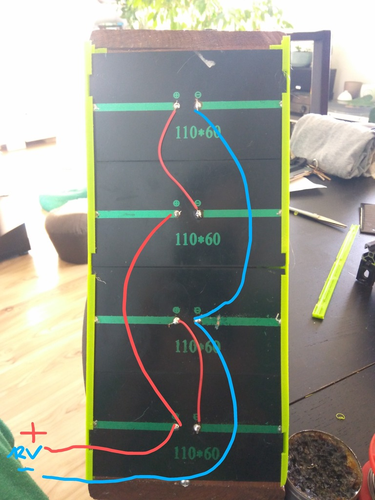 Free 3D file solar panel holder・Model to download and 3D print・Cults
