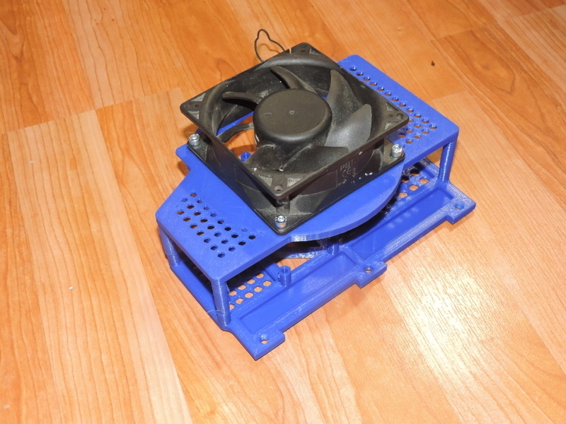 Archivo 3D gratuito Anet AM8 Motherboard 90mm fan mount・Design para ...