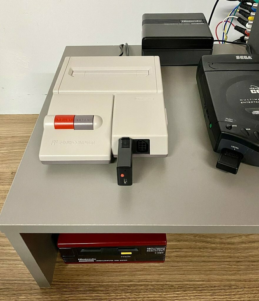 Free 3D file Famicom Disk System RAM Adapter Cart Stand・Design to ...