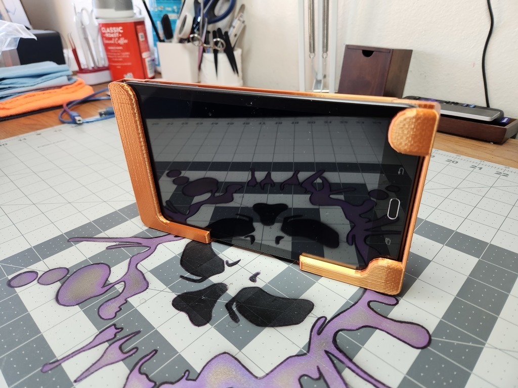Free 3D file 8 inch tablet wall mount・3D printing model to download・Cults
