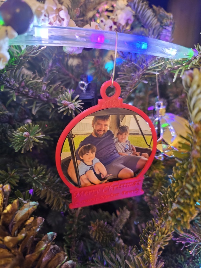 Free 3D file Custom snow globe memory ornament 🌨️・Object to download ...