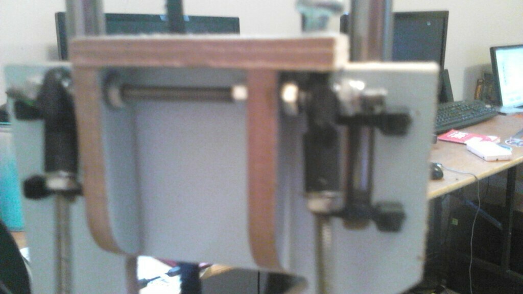 Free 3D file Kiwi Remix 3d Delta Printer・3D printable object to ...