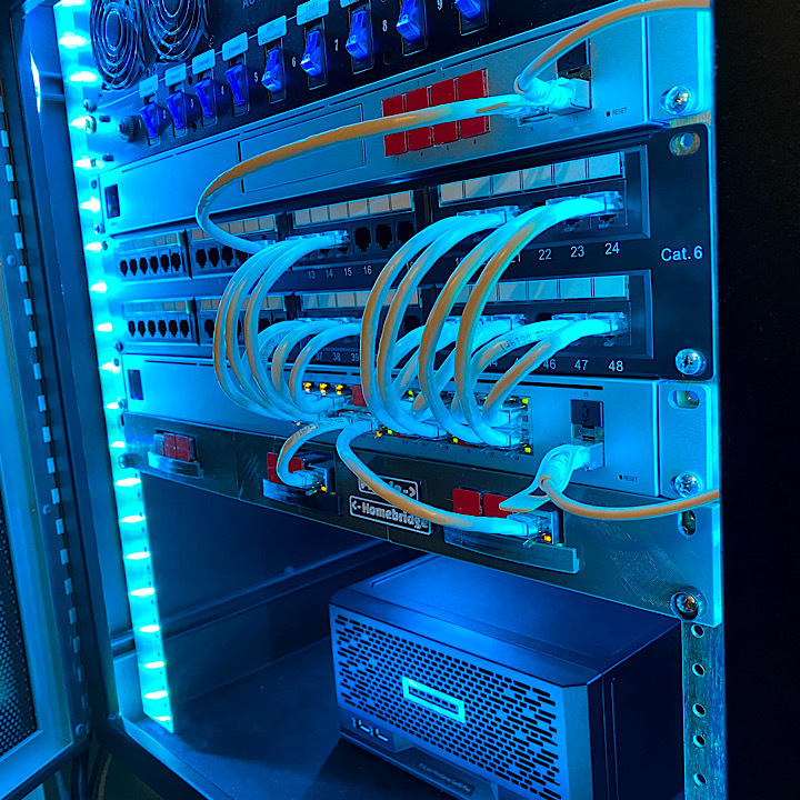 Free 3D file Raspberry Pi Rack Mount・3D printer model to download・Cults