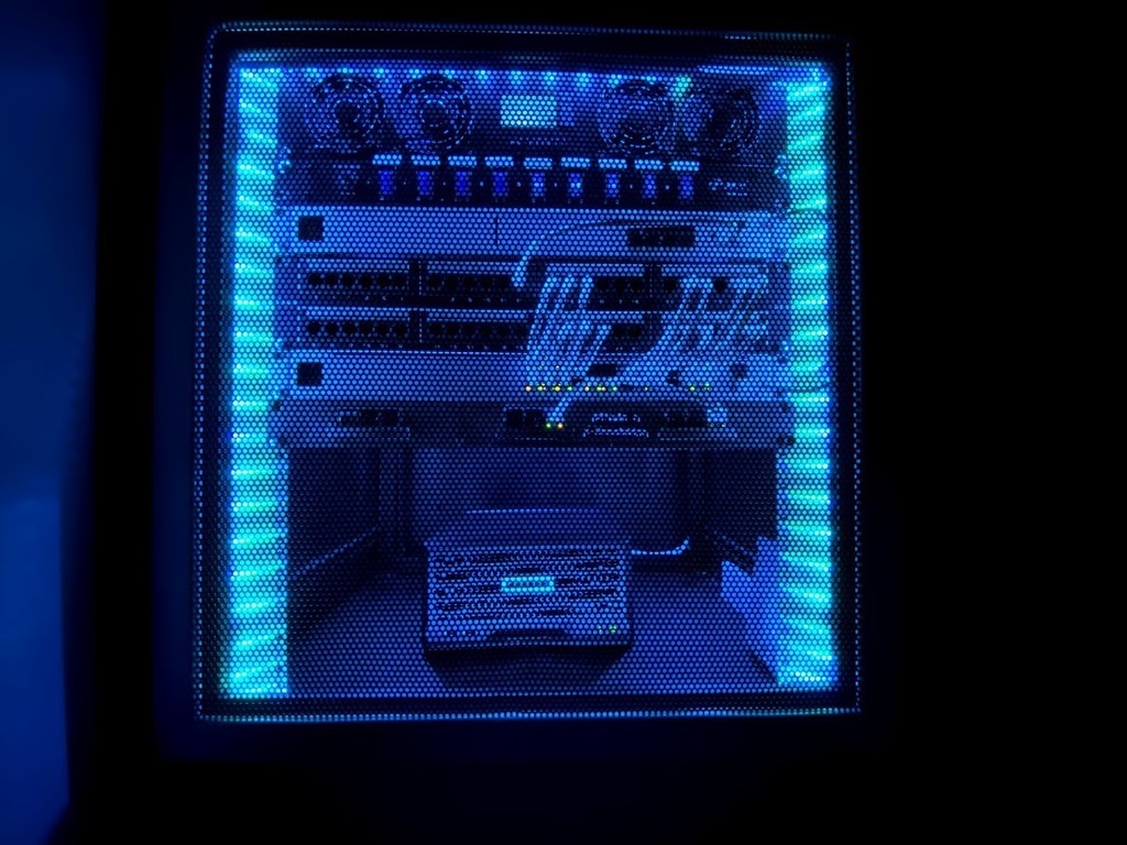 Free 3D file Raspberry Pi Rack Mount・3D printer model to download・Cults