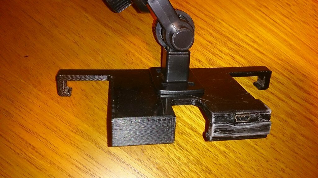 Free 3D file Sony Xperia Z charging car mount・3D print model to ...
