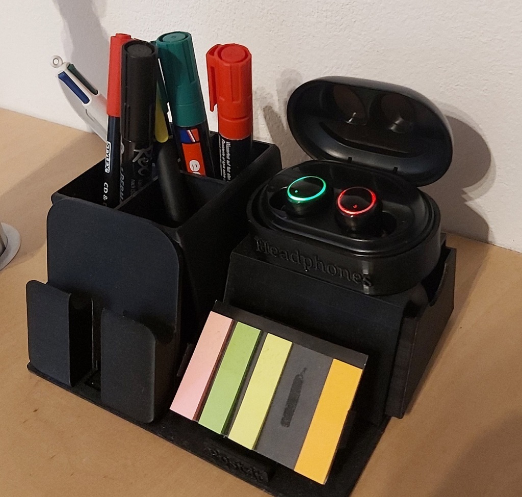 Free 3D file Desk Organizer・3D printer design to download・Cults