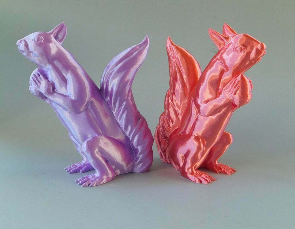 Free STL file Squizzle! A Supports Free Squirrel Sculpt・3D printable ...