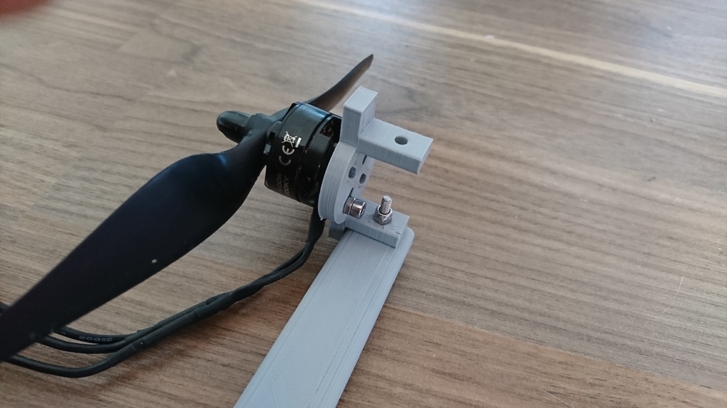 Fichier 3D gratuit Banc d'essai pour hélices et moteurs sans balais ...