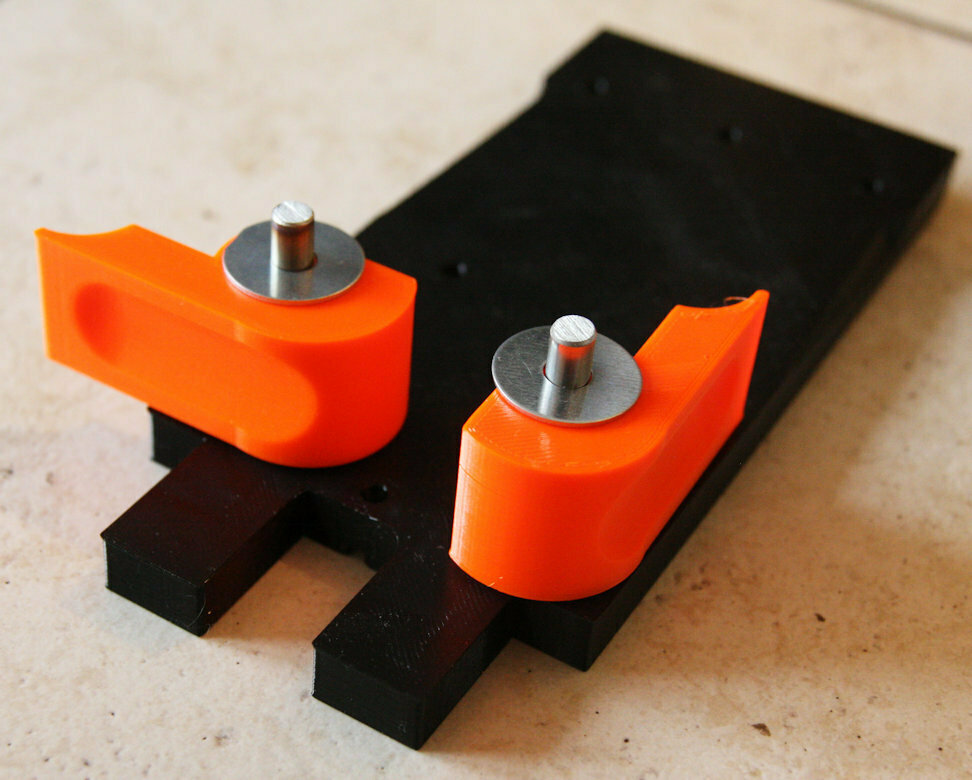 Free 3D file Belt sanding block L (75 x 457mm belt) with eccentric ...