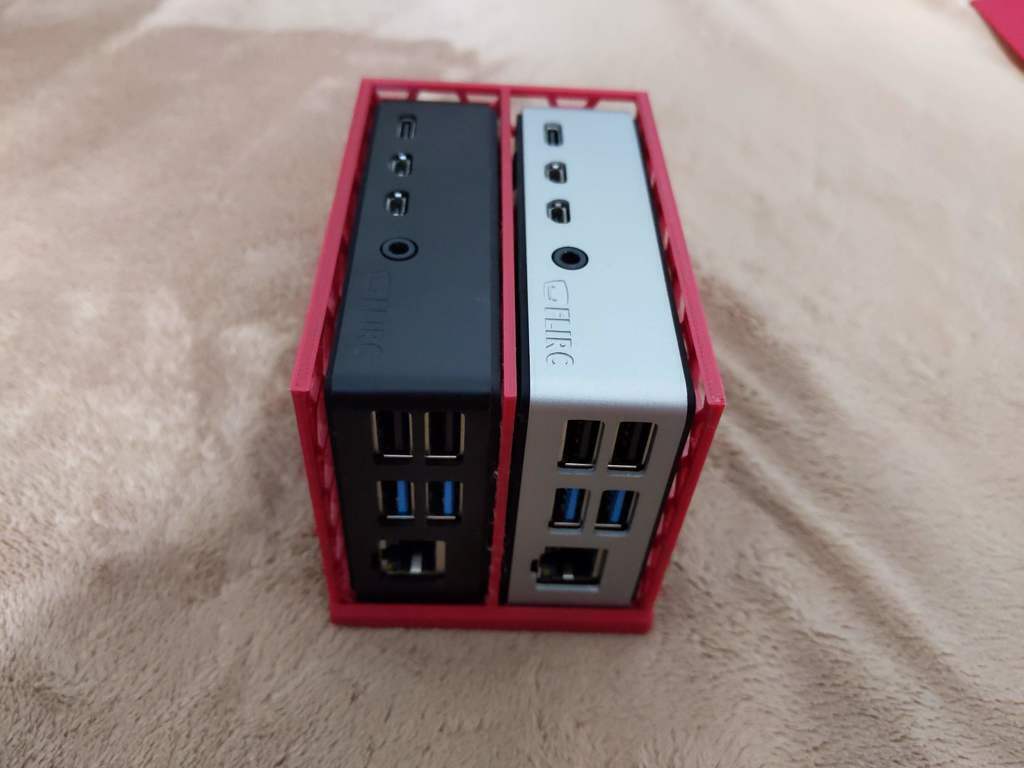 Archivo 3D gratis Raspberry PI 4 Doble Flirc Funda Soporte・Diseño por ...