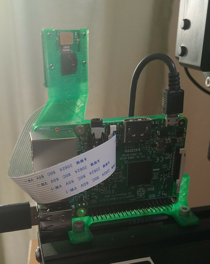 Free 3D file Extrusion Raspberry Pi mount with camera for Aquila・3D ...