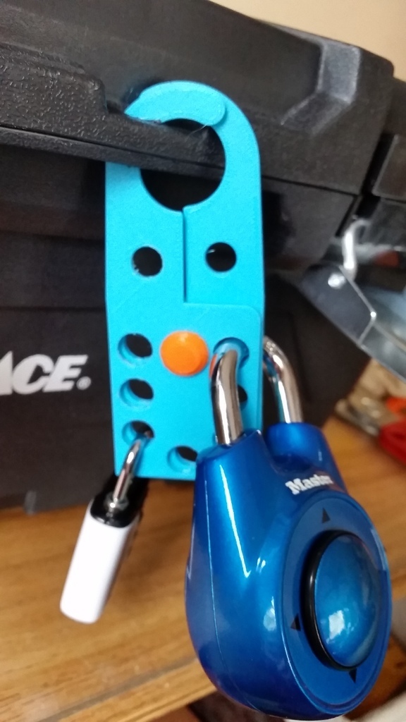 Free 3D file Lockout Hasp for Breakout EDU・3D printable design to ...