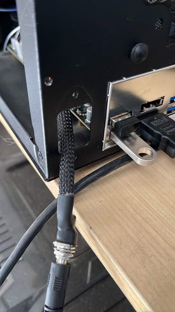 Free 3D file Node 304 pico psu plug frame holder・3D printable model to ...