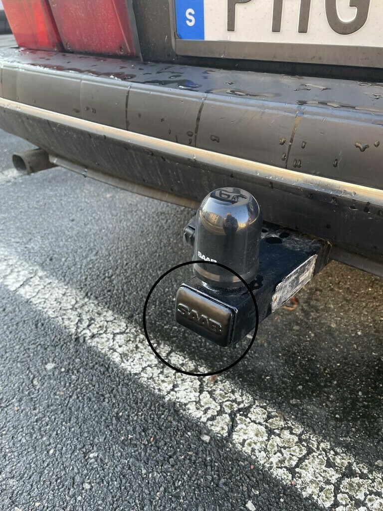 Free 3D file SAAB 900 og Towbar Cover・3D printer design to download・Cults