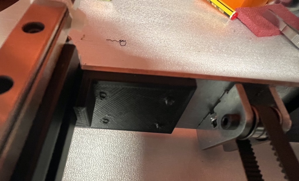 Free 3D file Support for 2020 3DSteel profile + skid adapter + strap ...