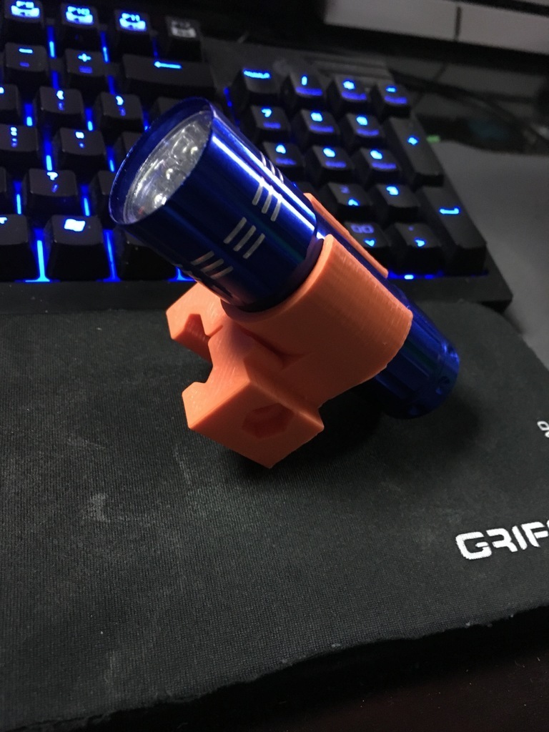 Free 3D file 24mm Flashlight Picatinny Mount・3D print model to download ...