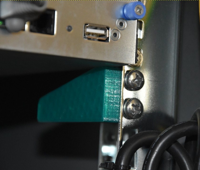 Free 3D file 19" Rack mount support・Design to download and 3D print・Cults