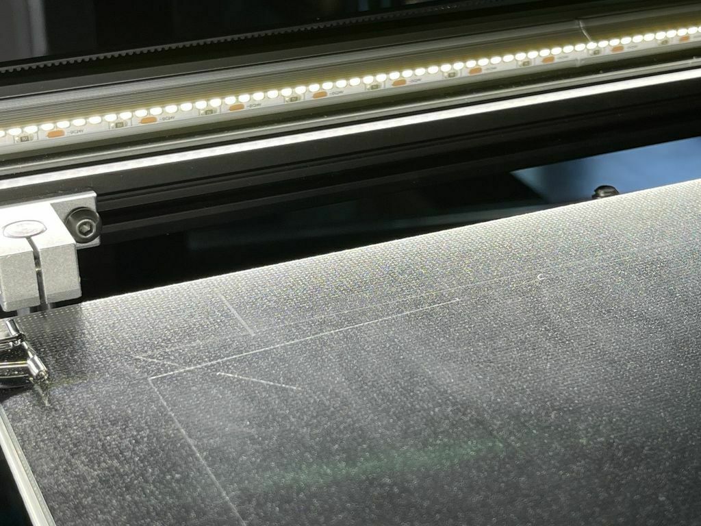 Free 3D file Led strip mount (10mm) 10/20cm lenght with camera flare ...