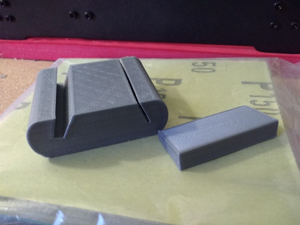 Free 3D file Smaller Sanding Block・3D printer model to download・Cults