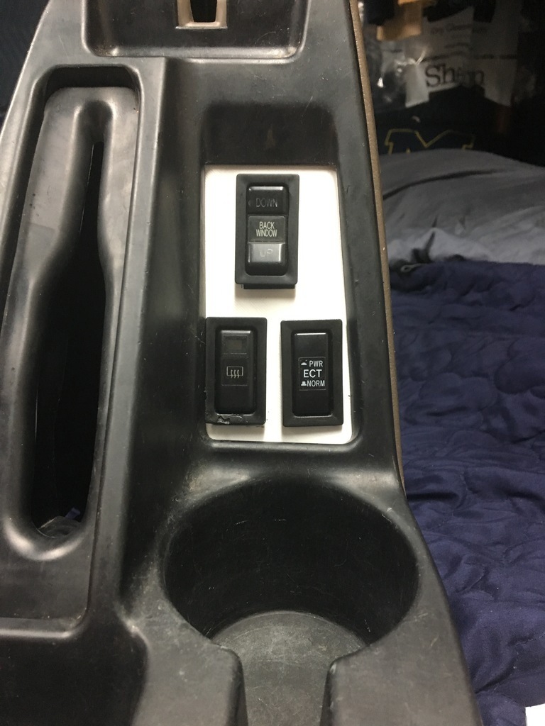 Free 3D file 3rd Gen 4Runner Center Console Switch Plate・3D printable ...