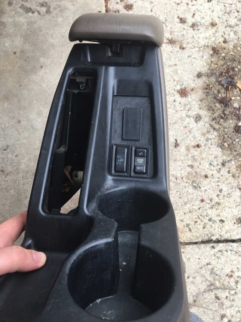 Archivo 3D gratuito 3rd Gen 4Runner Consola Central Placa del ...