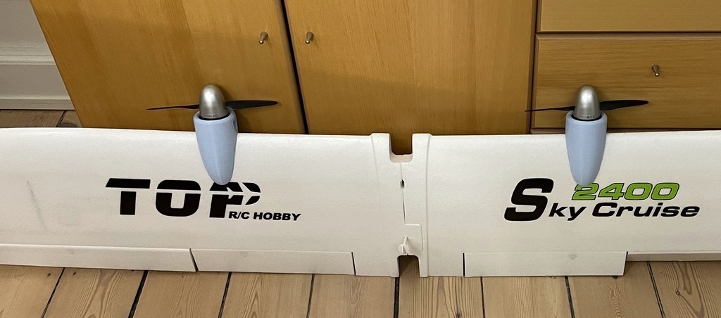 Free 3D file RC Plane Wing Motor Mount Sky Cruise 2.4 meters 🛩️・3D print model to download・Cults