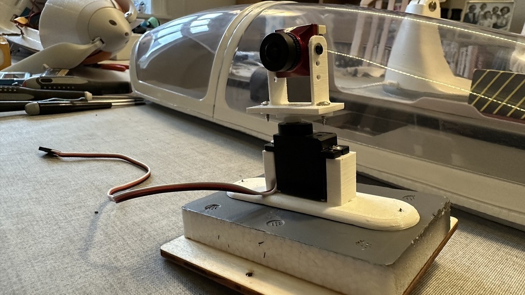 Free 3D file caddx ratel 2 cam mount for servo in FMS Fox 3000・3D ...