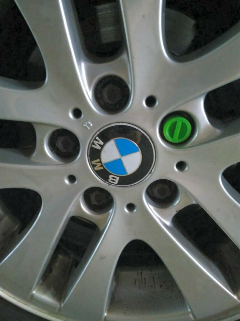 Free 3D file wheel lock cap for BMW vehicles・3D printable model to ...