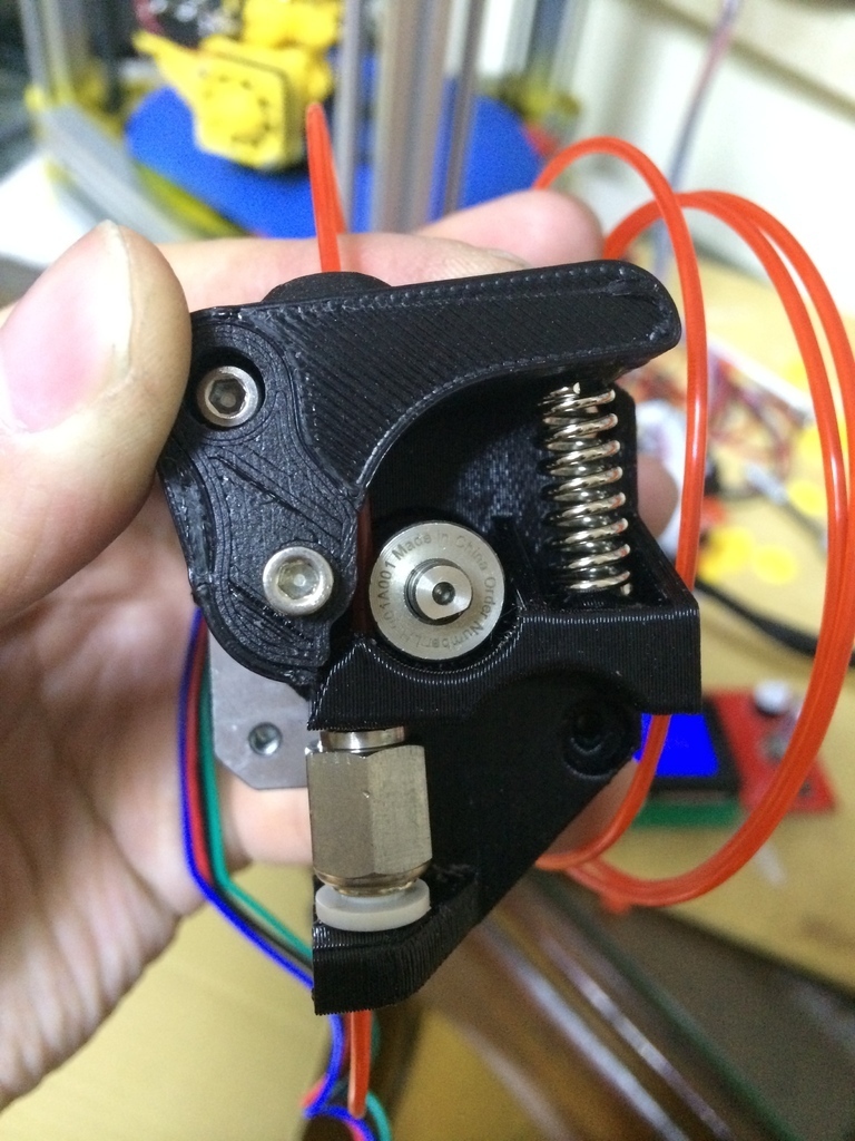 Free 3D file Replicator 2X Extruder Customized・3D printing model to ...