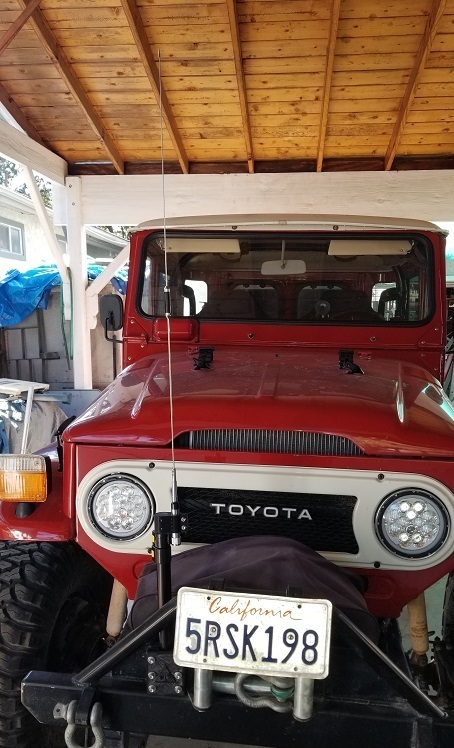 Free 3D file Telescoping Universal Antenna Mount UHF/VHF・Object to ...