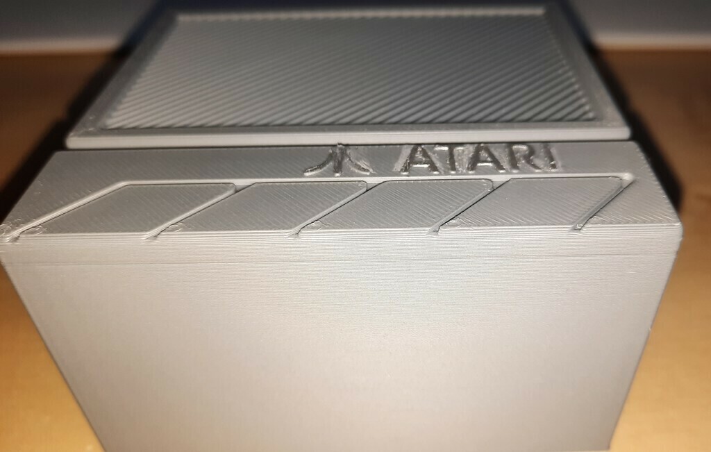 Free 3D file Atari style Disc-Box 🔌・3D printer model to download・Cults