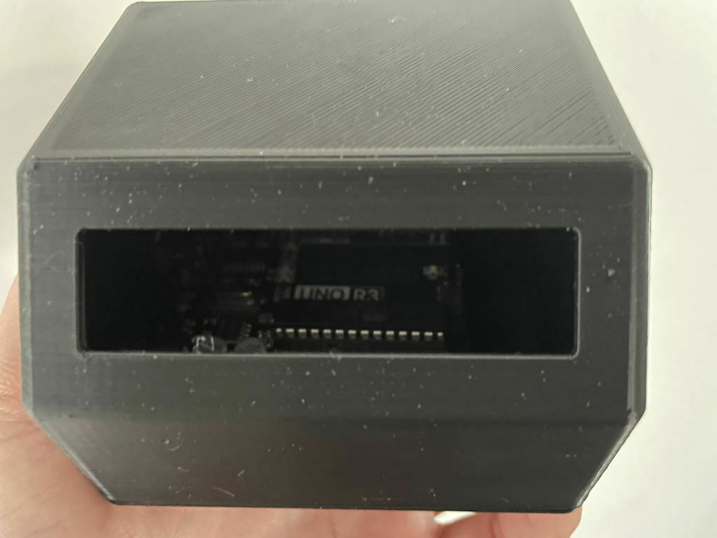 Free 3D file Box for 16x2 LCD And Ports Arduino Uno・3D printer model to download・Cults