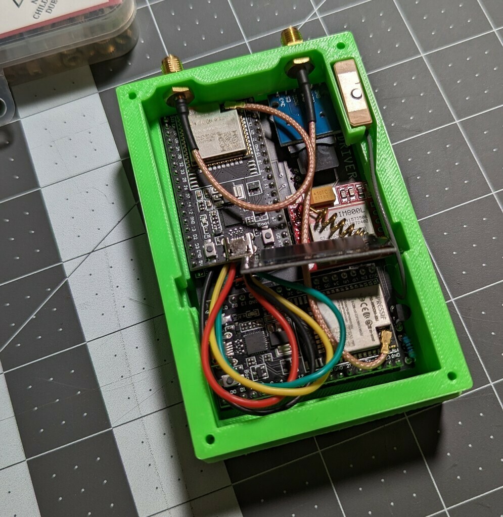 Free 3D file Wardriver Antenna Ring with GPS Holder・3D printer model to ...