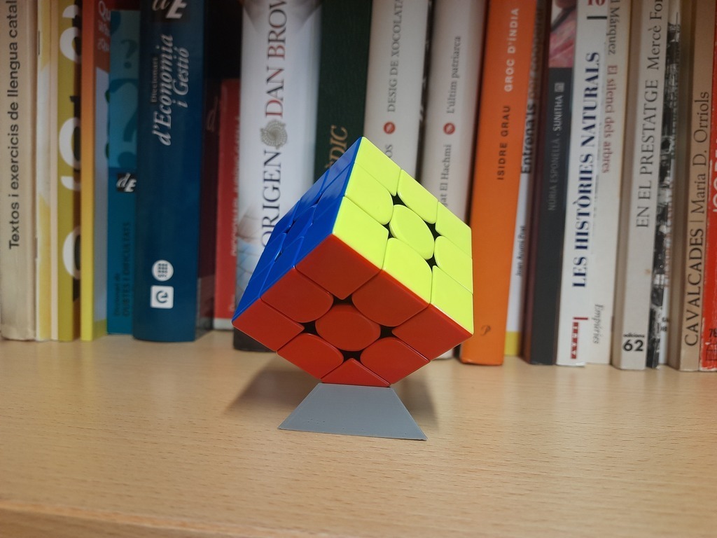 Free 3D file Cube holder 🤏・3D printing model to download・Cults