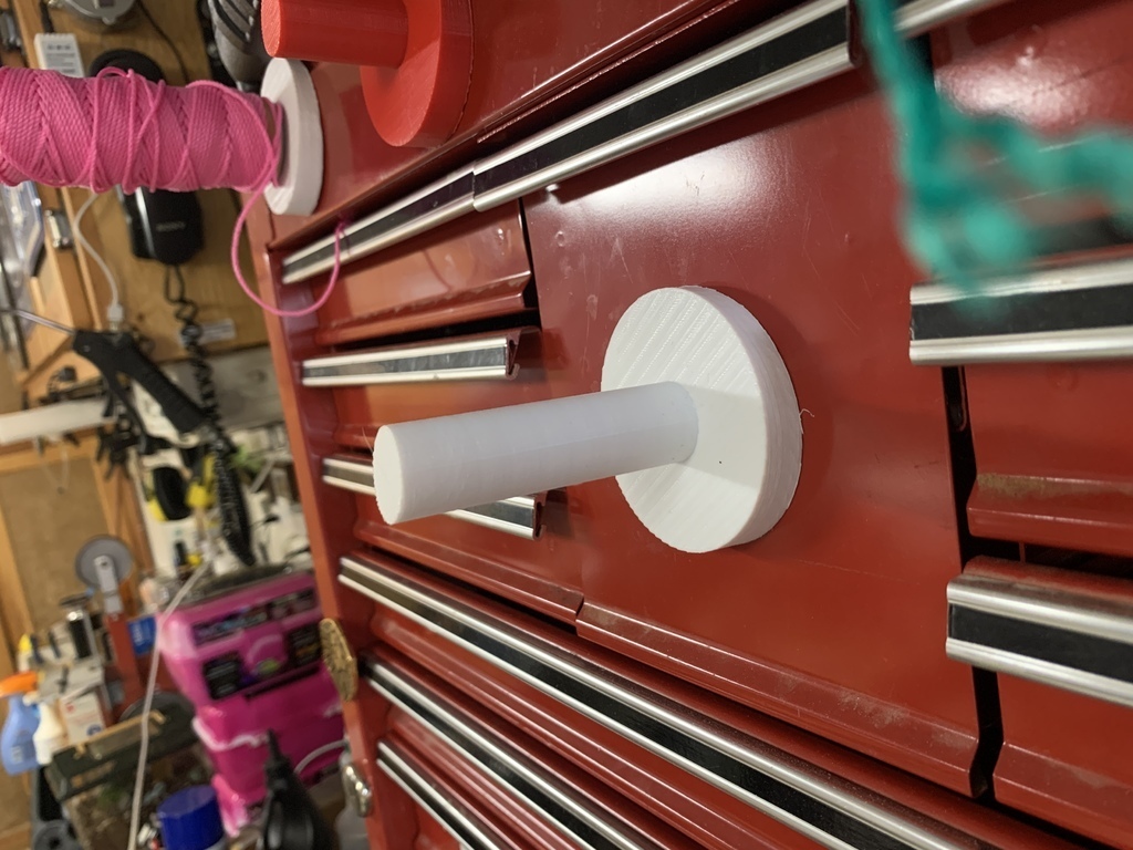 Free 3D file Mount for spool of string 🧹・3D printable design to ...