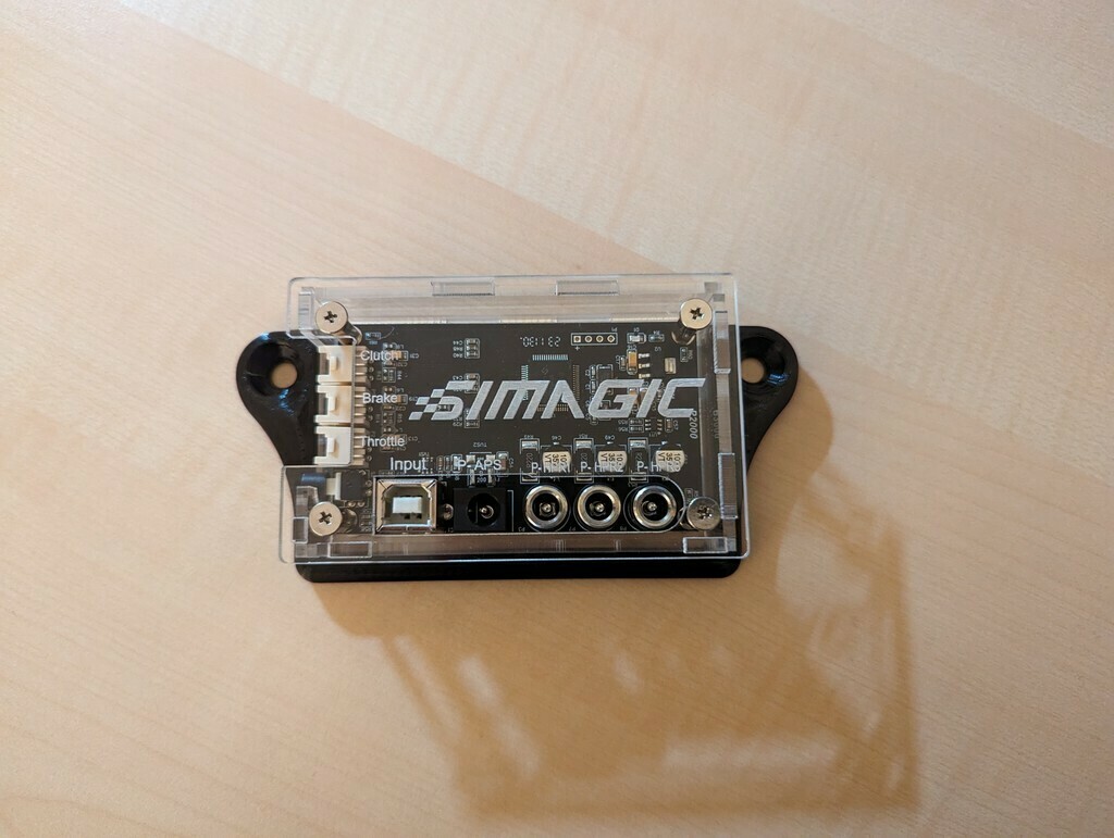 Fichier 3D gratuit Simagic Haptic Controller Box Mount 📦・Design à télécharger et à imprimer en ...