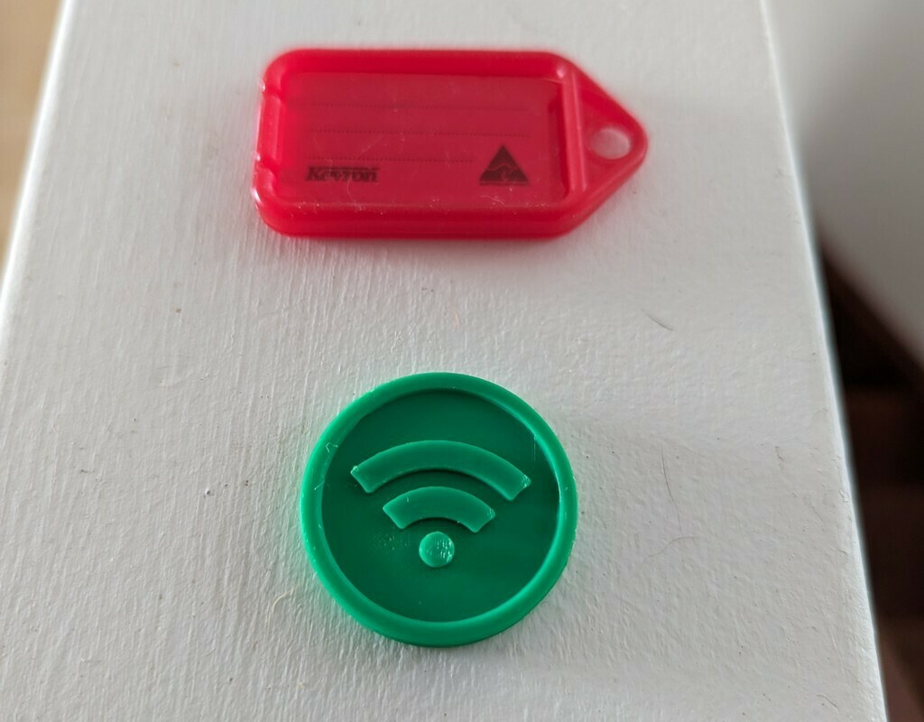 3D-Datei NFC Wifi Puck kostenlos・Design für 3D-Drucker zum ...