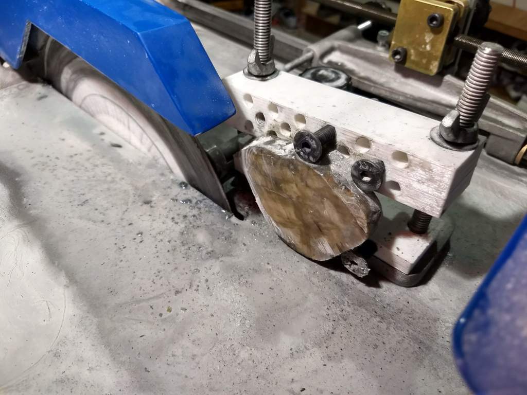 Free 3D file Rock Clamp for Barranca Diamond BD-10 Rock Saw・3D printer ...