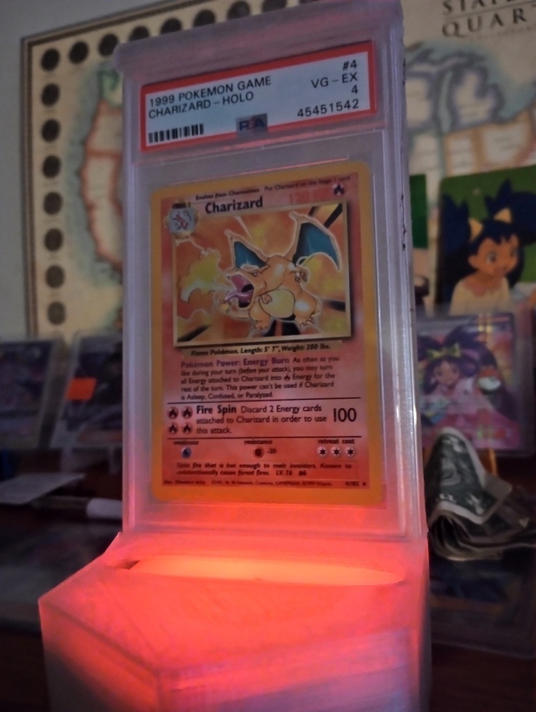 Archivo 3D gratuito Slab Holder PSA LED luz hexagonal Pokemon Baseball ...